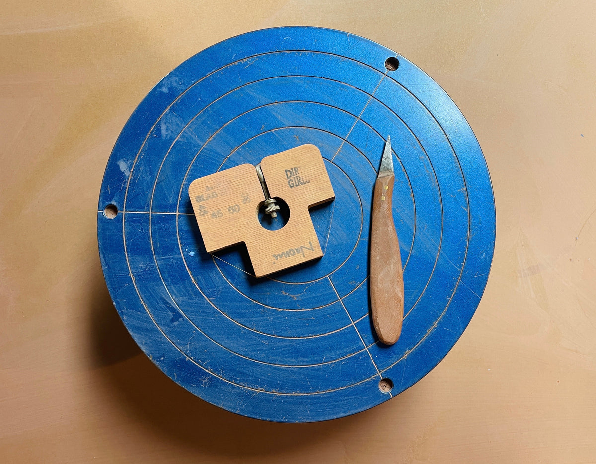 Best Hand-Building Tools for Pottery Guide: 10+ Studio Favourites ...